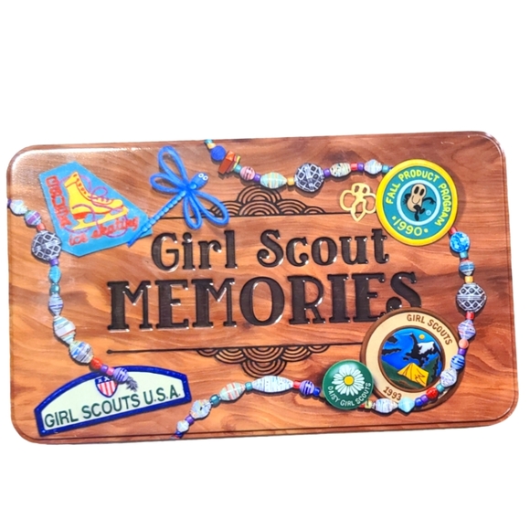 Girl Scouts | Accents | Girl Scout Memories Tin 222 Ashdon Farms Metal ...